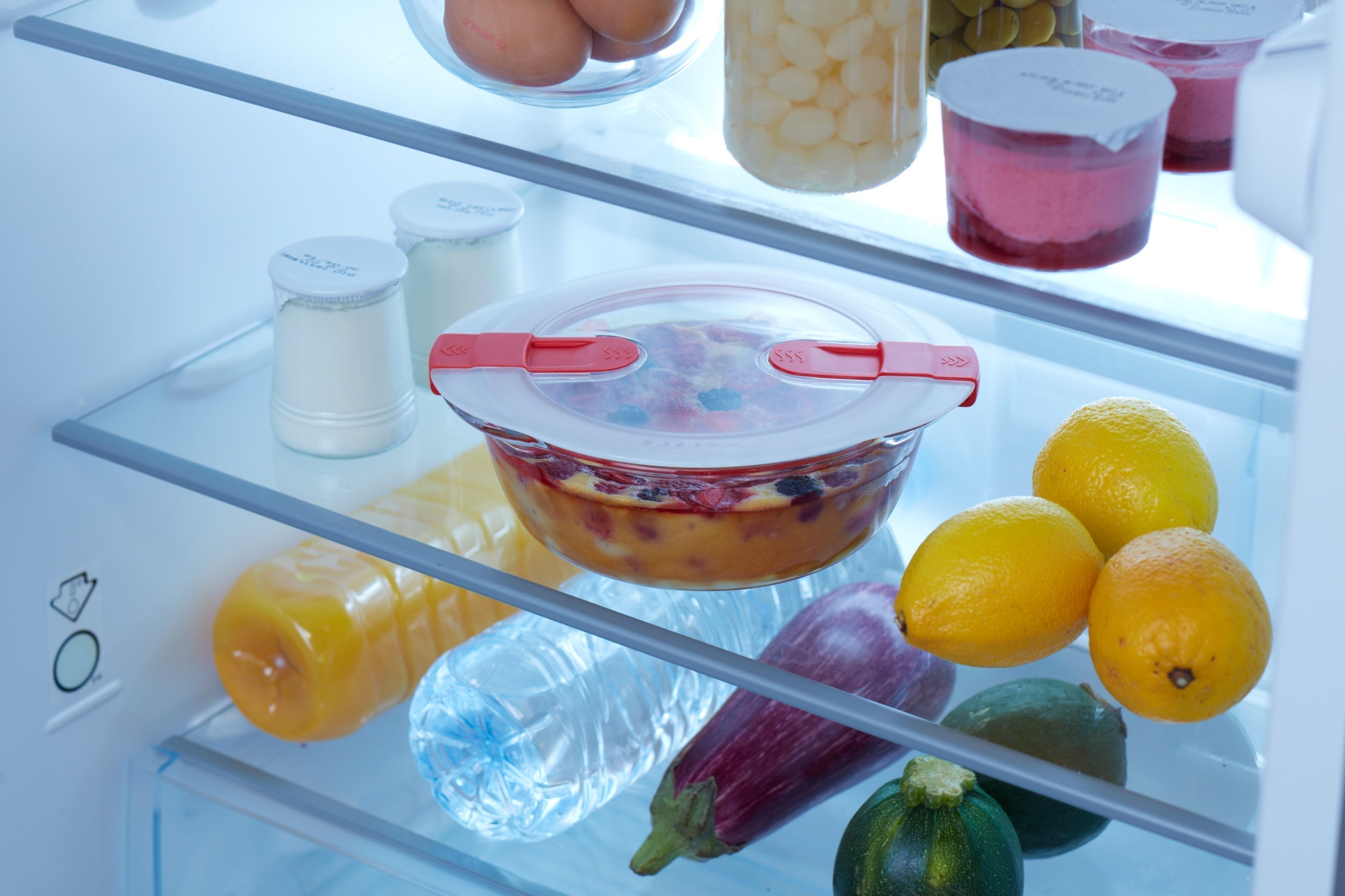 Round glass dish with steam valve lid - Cook & Heat | Pyrex® Webshop UK